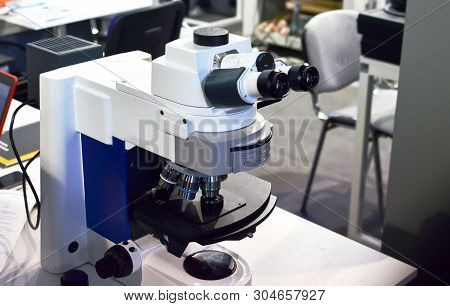 Measuring Microscope Image & Photo (Free Trial) | Bigstock