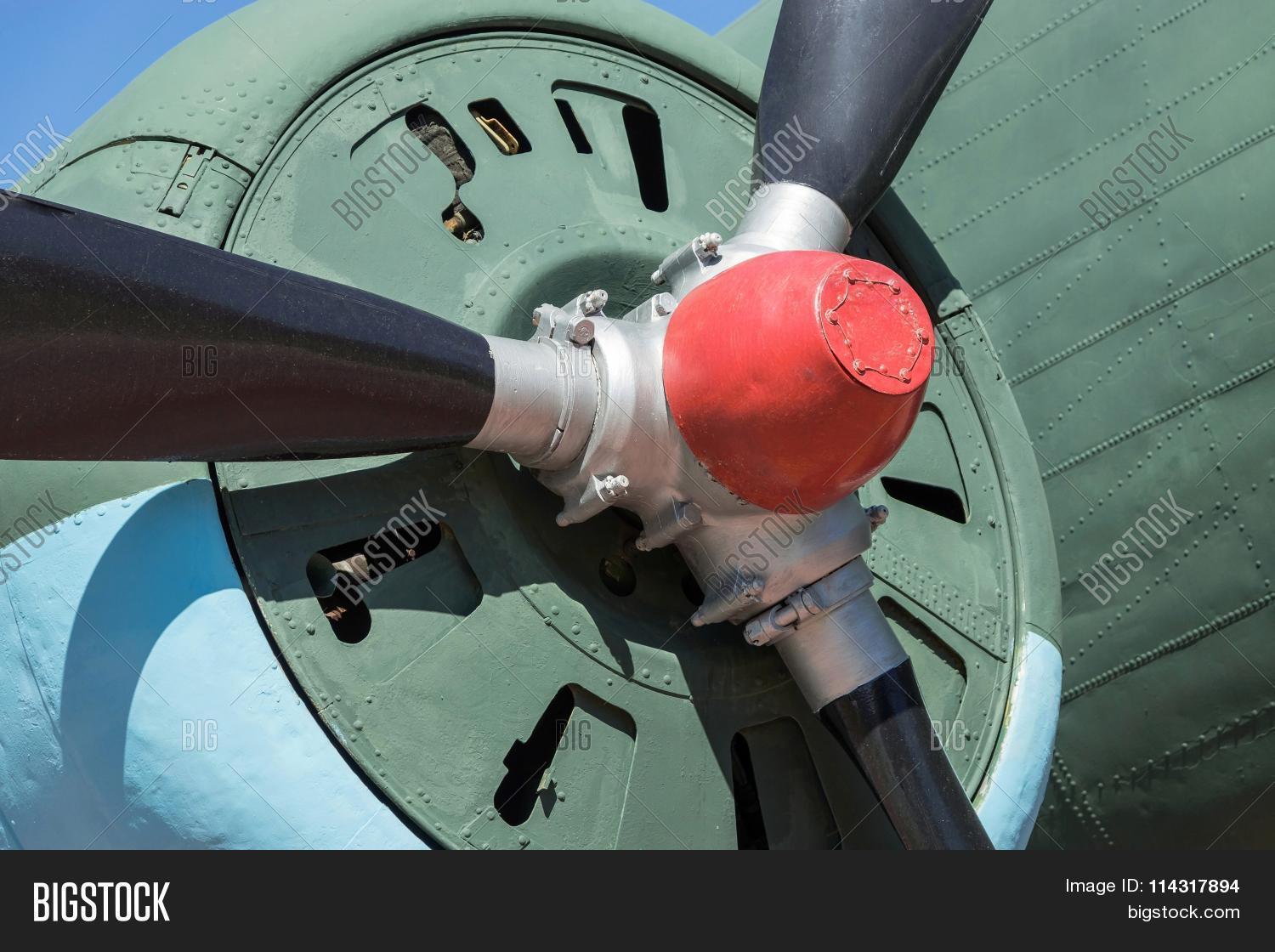 Big Propeller Motor Image & Photo (Free Trial) | Bigstock
