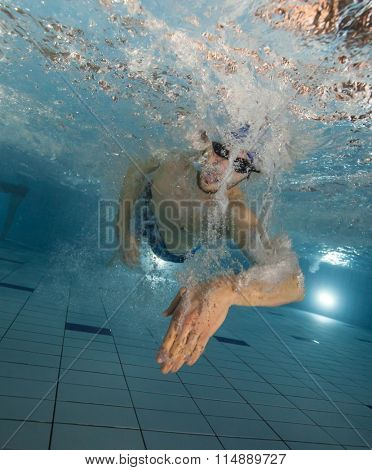 Male Swimmer Swimming Image & Photo (Free Trial) | Bigstock