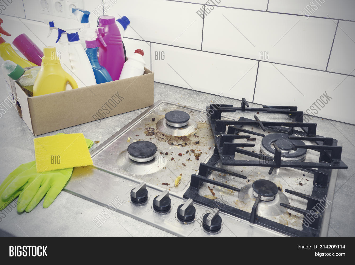 Cleaning Gas Stove Image & Photo (Free Trial) | Bigstock
