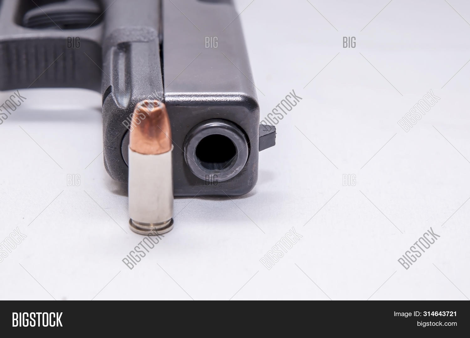 Black 9mm Pistol Image & Photo (Free Trial) | Bigstock