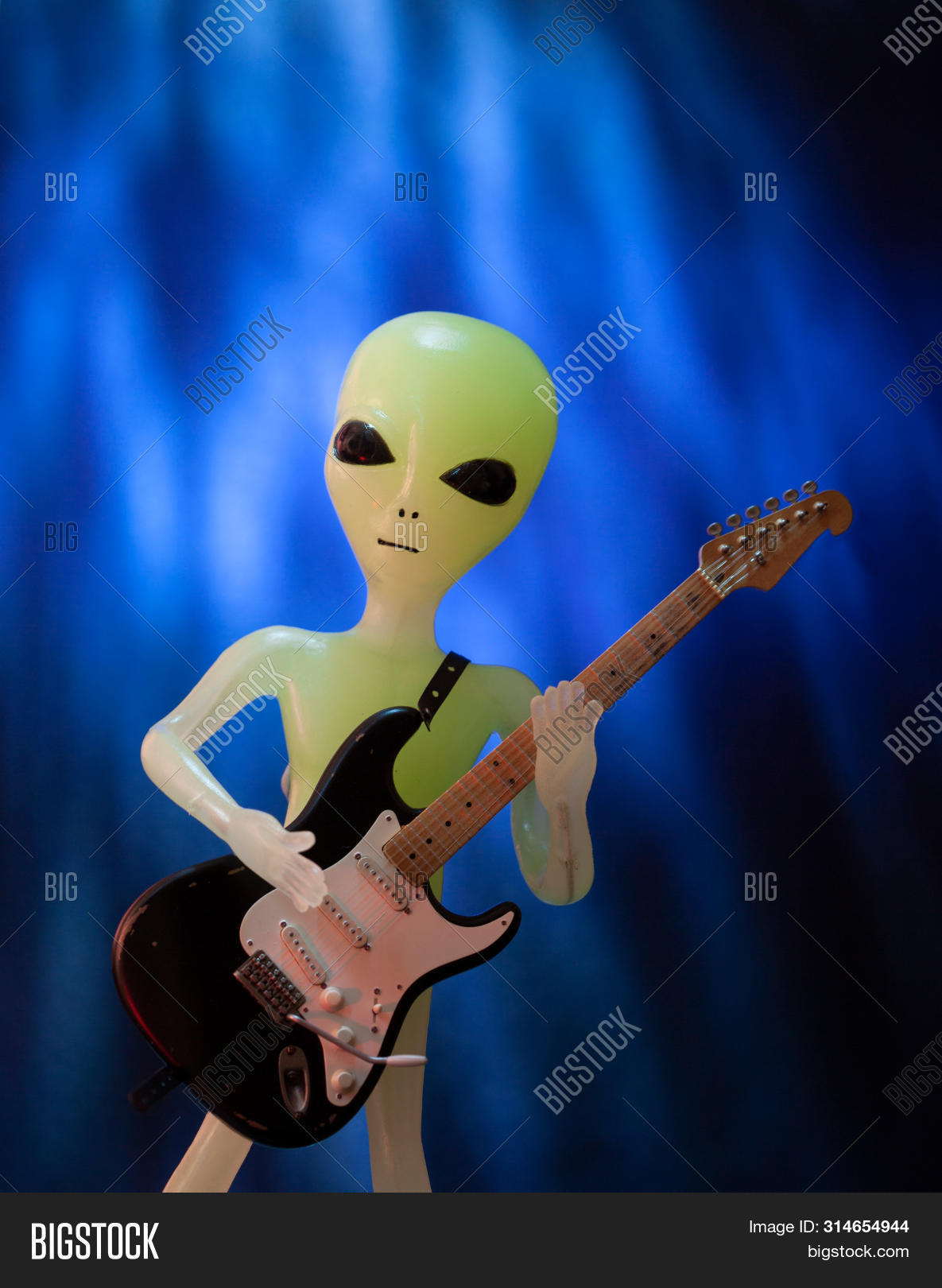 Grey Alien / Extra Image & Photo (Free Trial) | Bigstock