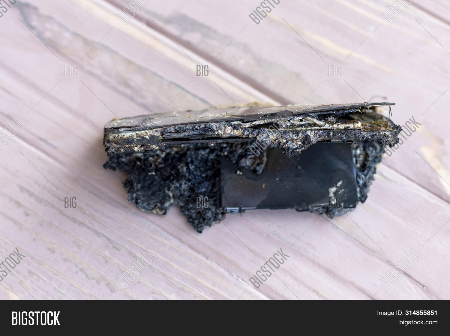 Daylight. Phone Image & Photo (Free Trial) | Bigstock