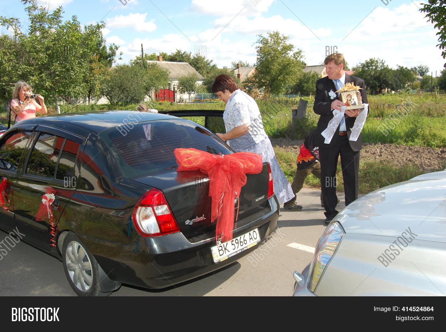 Wedding Motorcade Car Image & Photo (Free Trial) | Bigstock