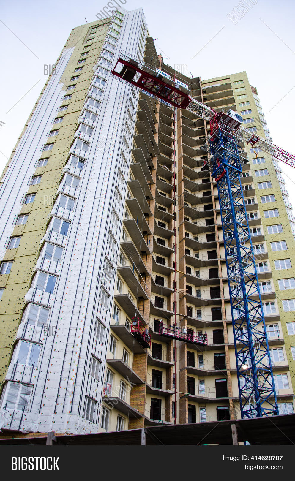 High-rise Tower Crane Image & Photo (Free Trial) | Bigstock
