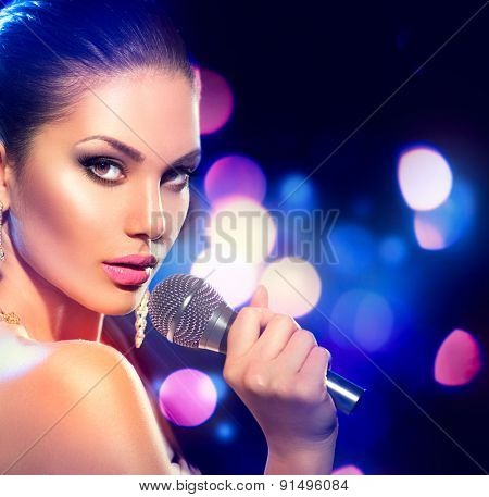 Beautiful Singing Girl Image & Photo (Free Trial) | Bigstock