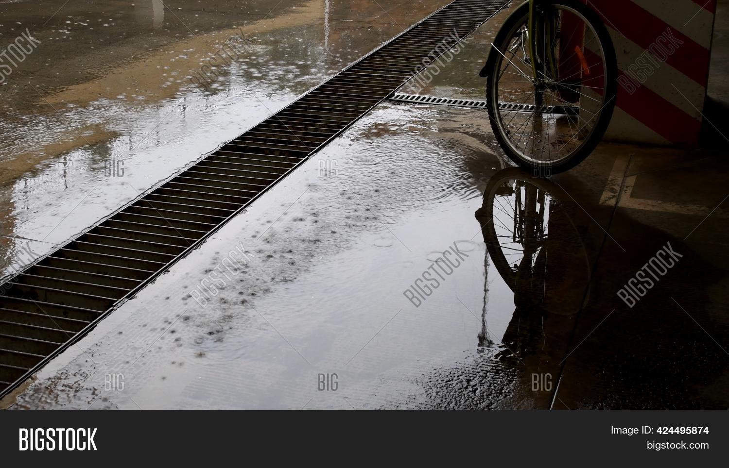 Muddy Puddle Rain Image & Photo (Free Trial) | Bigstock