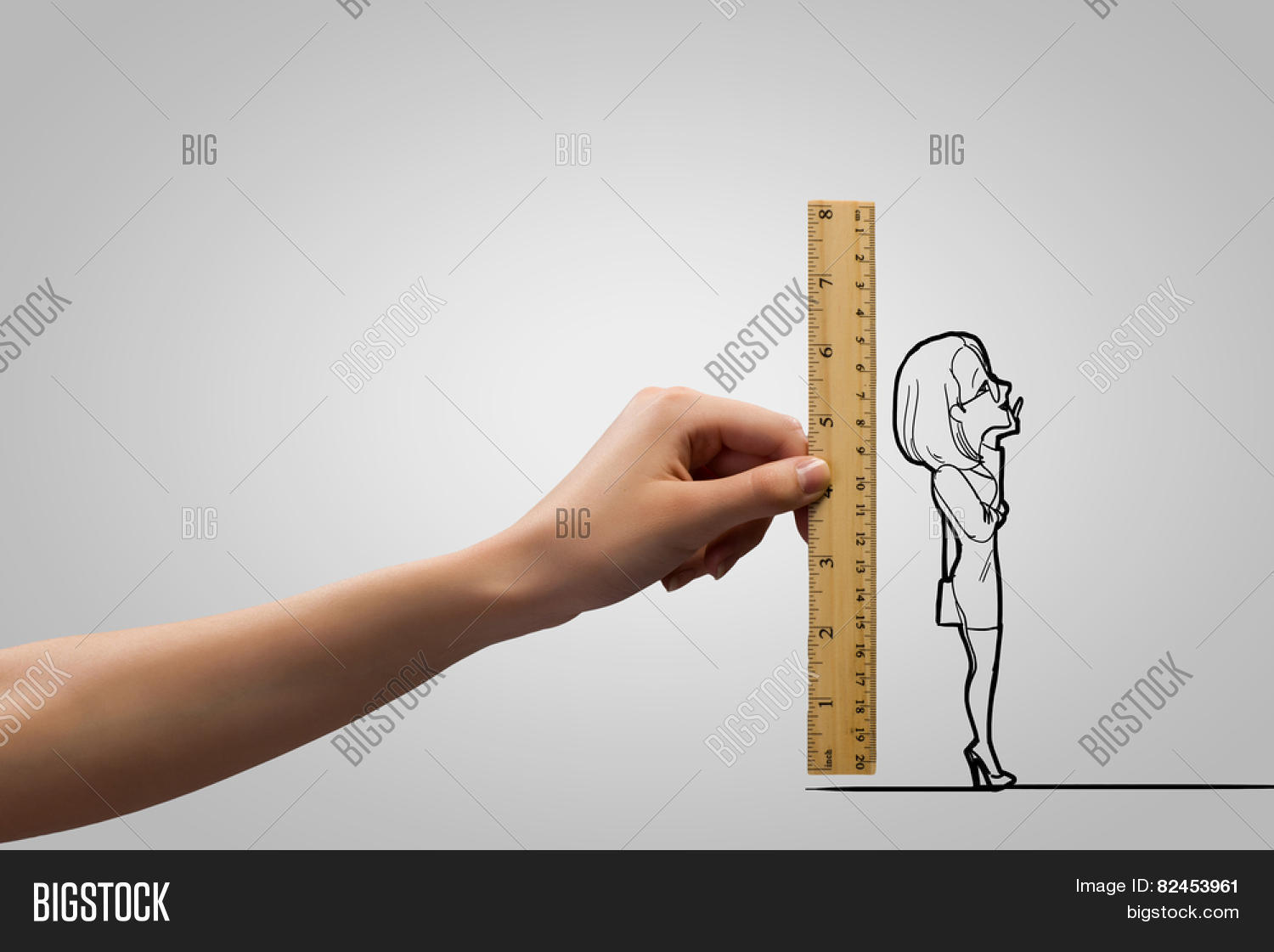 Human Hand Measuring Image & Photo (Free Trial) | Bigstock