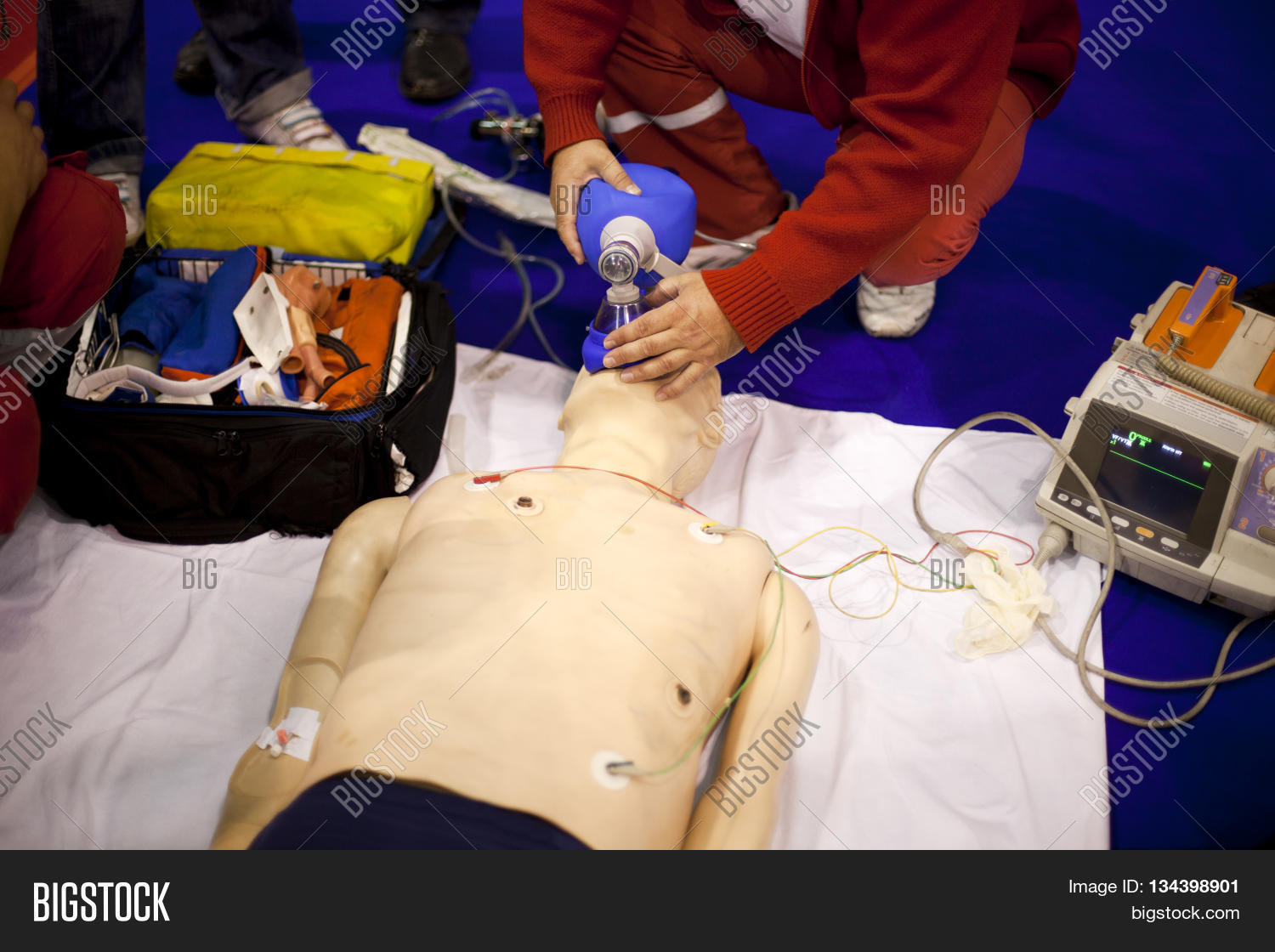 Artificial Respiration Image & Photo (Free Trial) | Bigstock