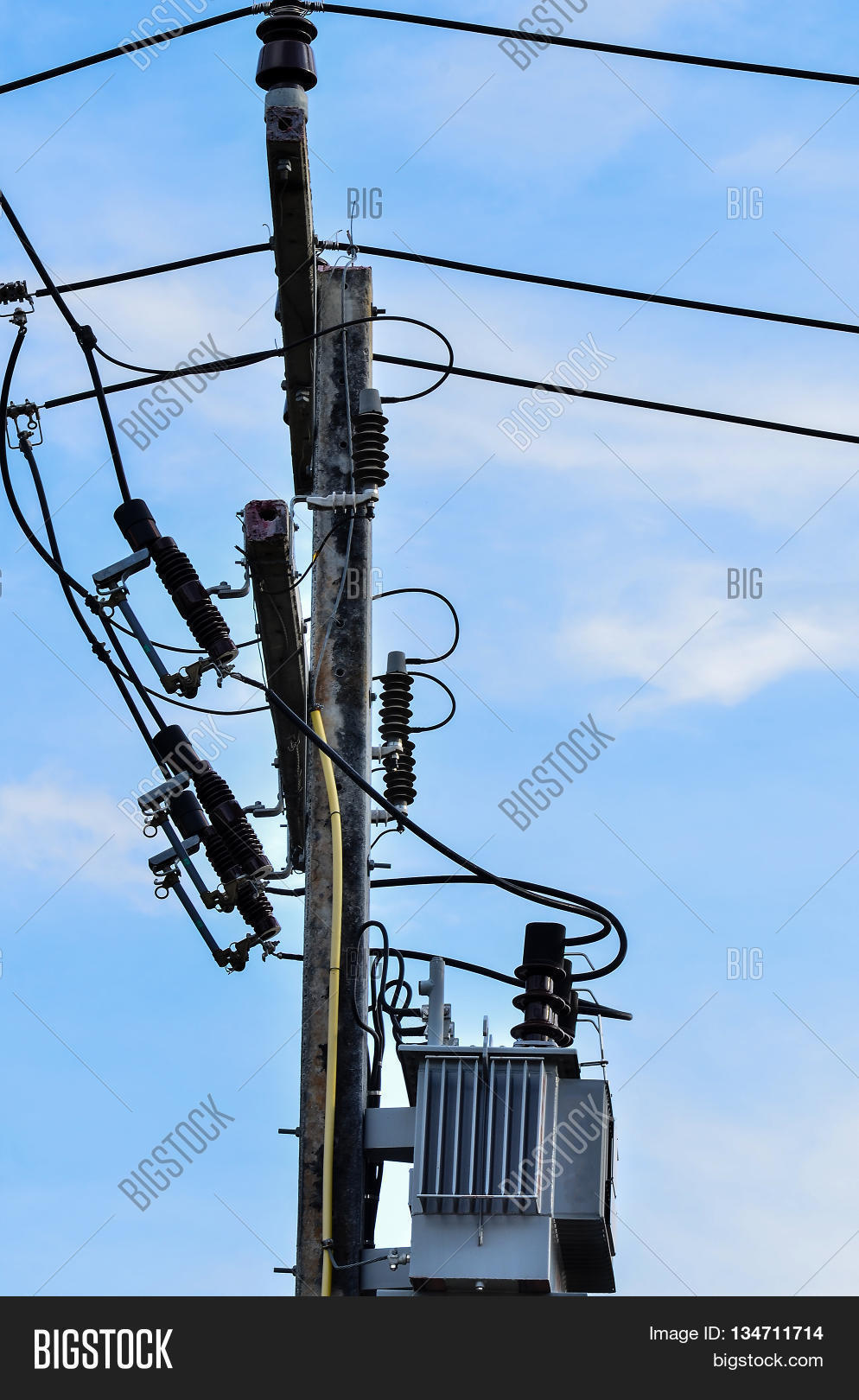 Electric Pole Connect Image & Photo (Free Trial) | Bigstock