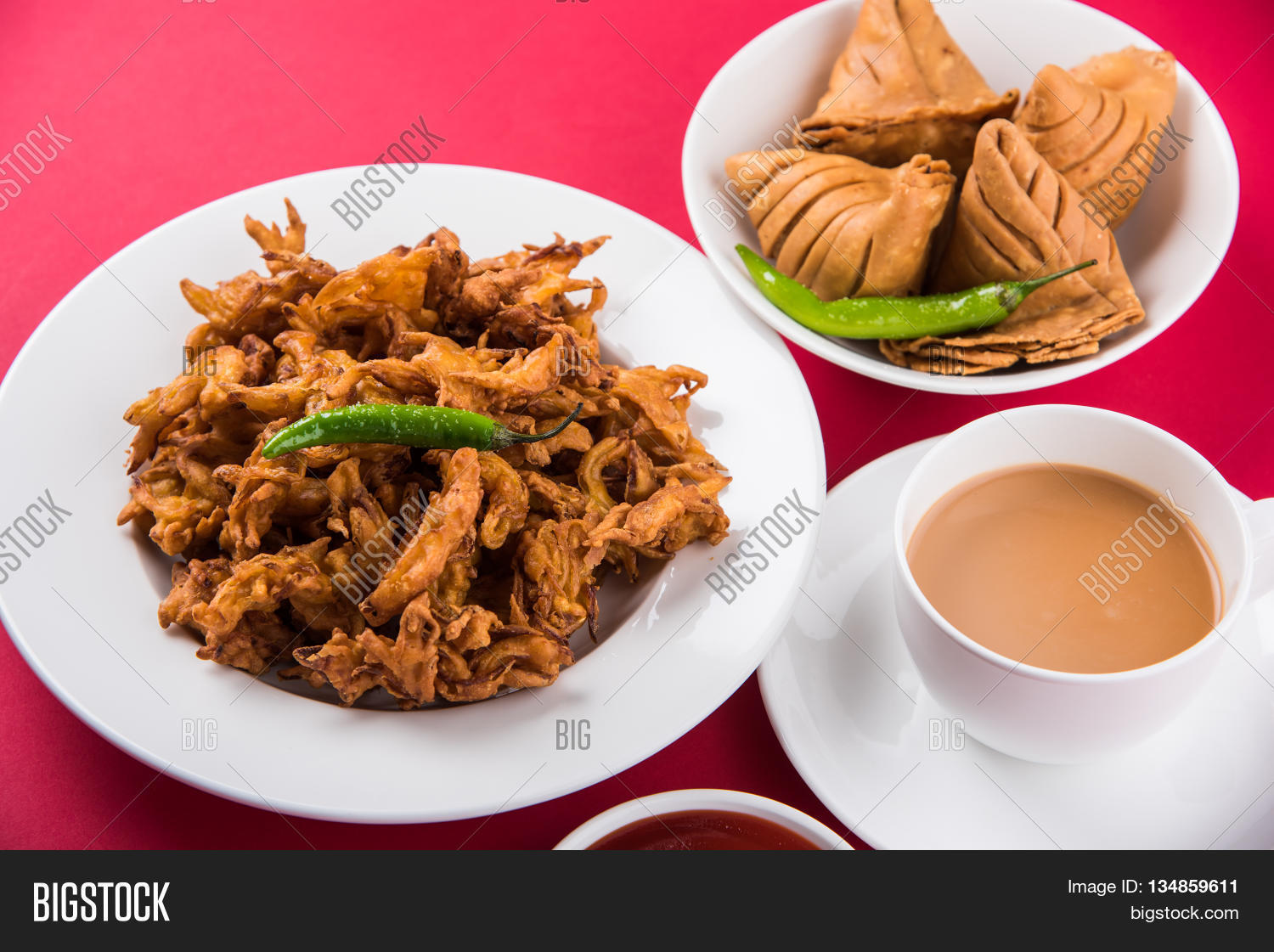 Onion Pakoda And Tea