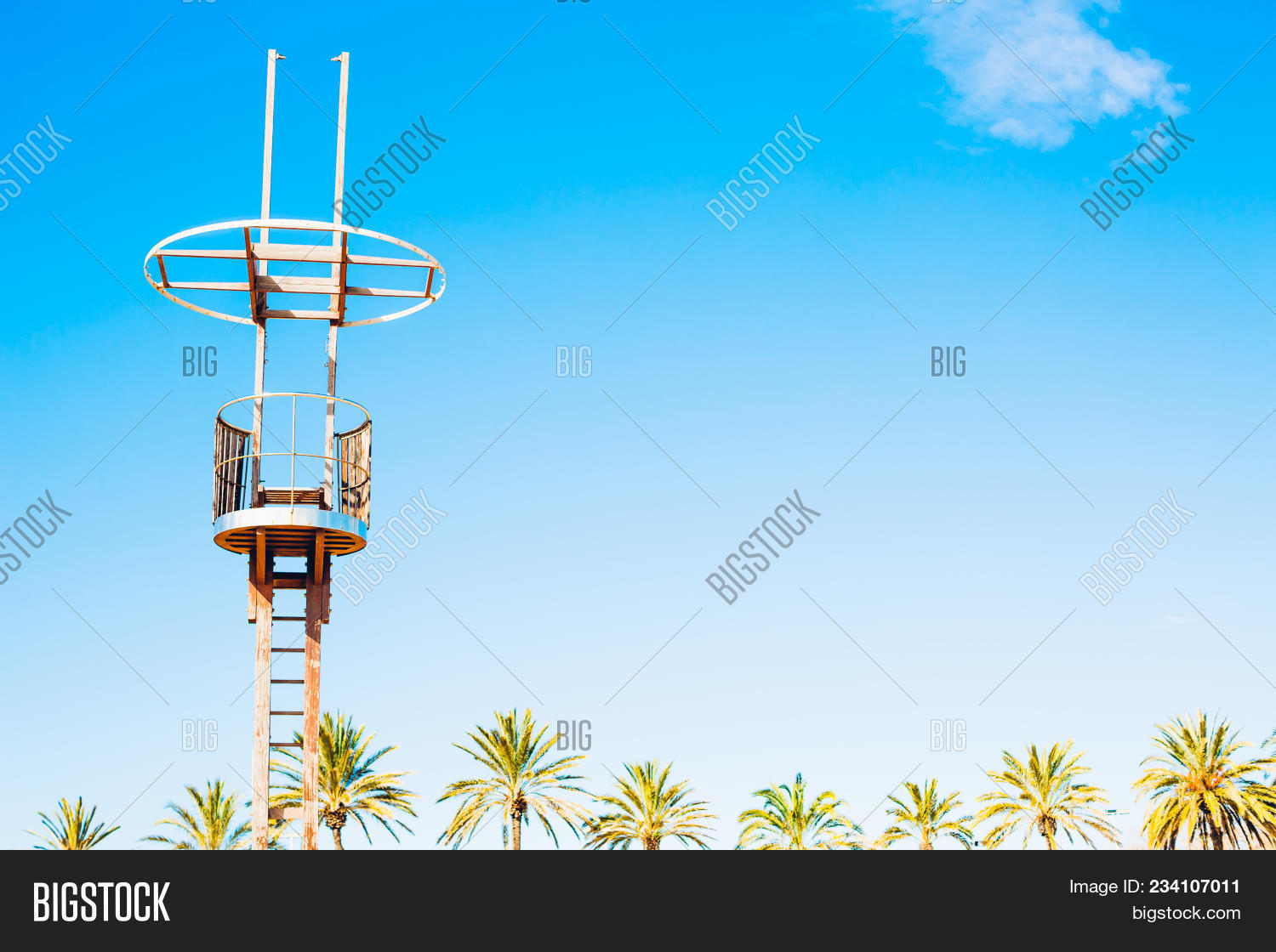 Lifeguard Tower On Image & Photo (Free Trial) | Bigstock