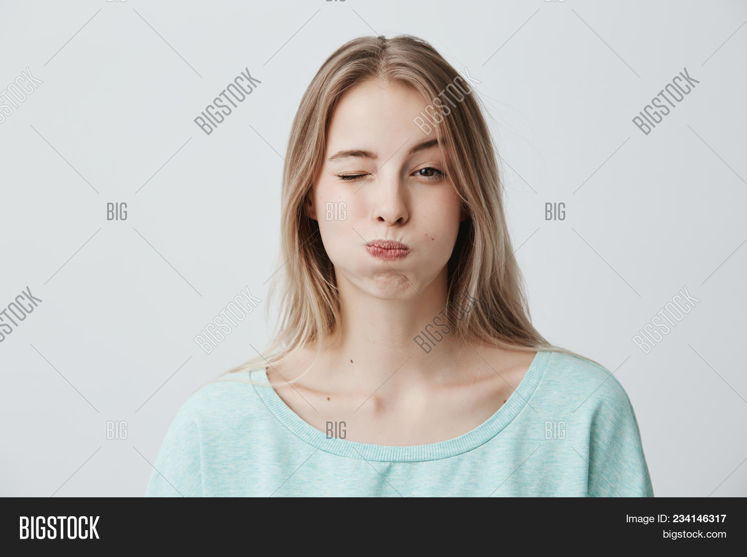 Portrait Frowning Image & Photo (Free Trial) | Bigstock