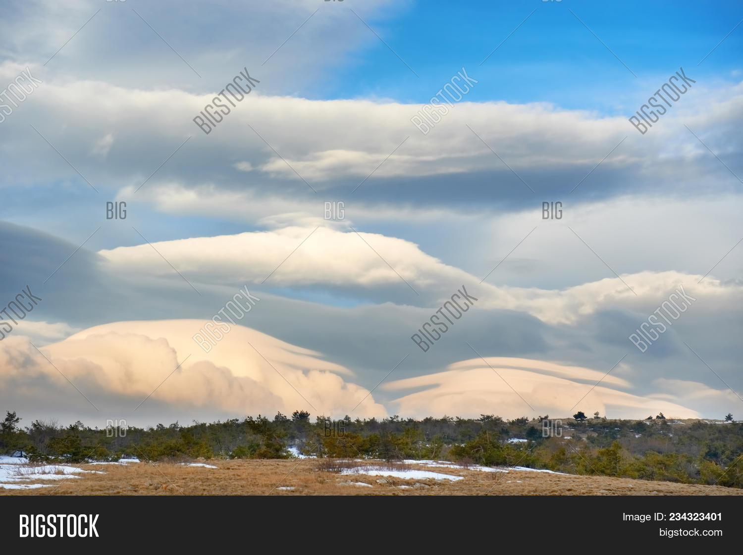 Lenticular Clouds Image & Photo (Free Trial) | Bigstock