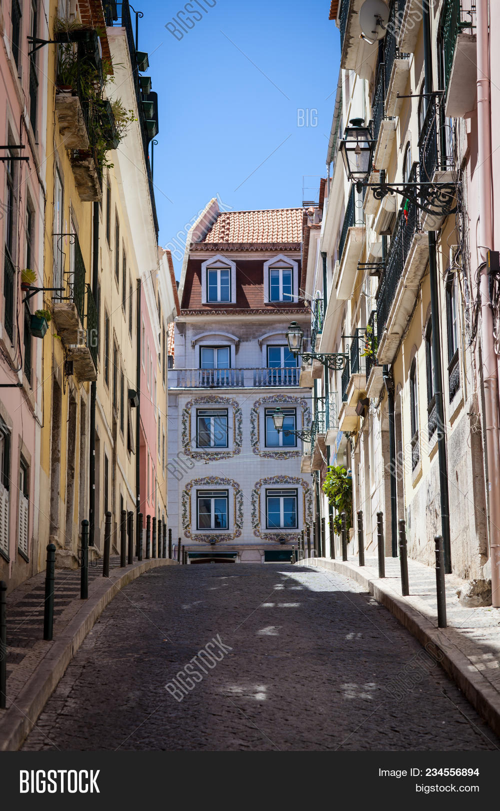 Street Views Houses