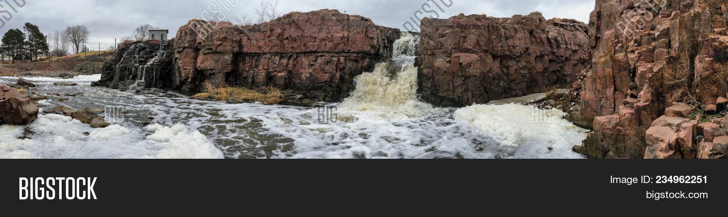 Big Sioux River Flows Image & Photo (Free Trial) | Bigstock