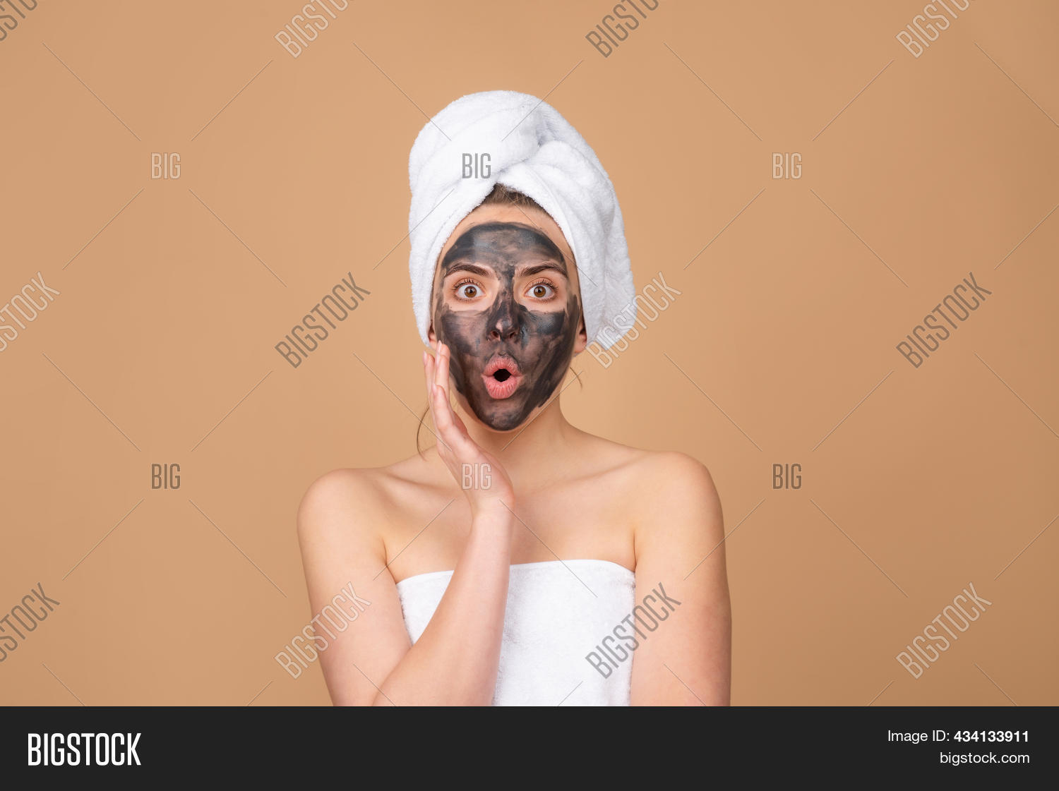 Mud Facial Mask, Face Image & Photo (Free Trial) | Bigstock