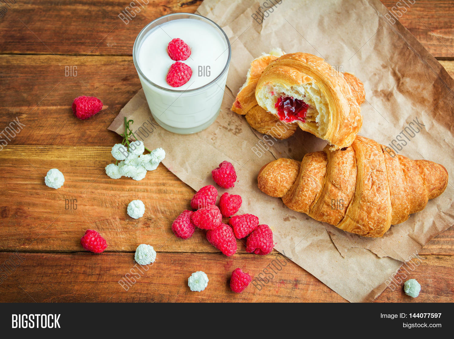Cornetto Raspberry Jam Image & Photo (Free Trial) | Bigstock