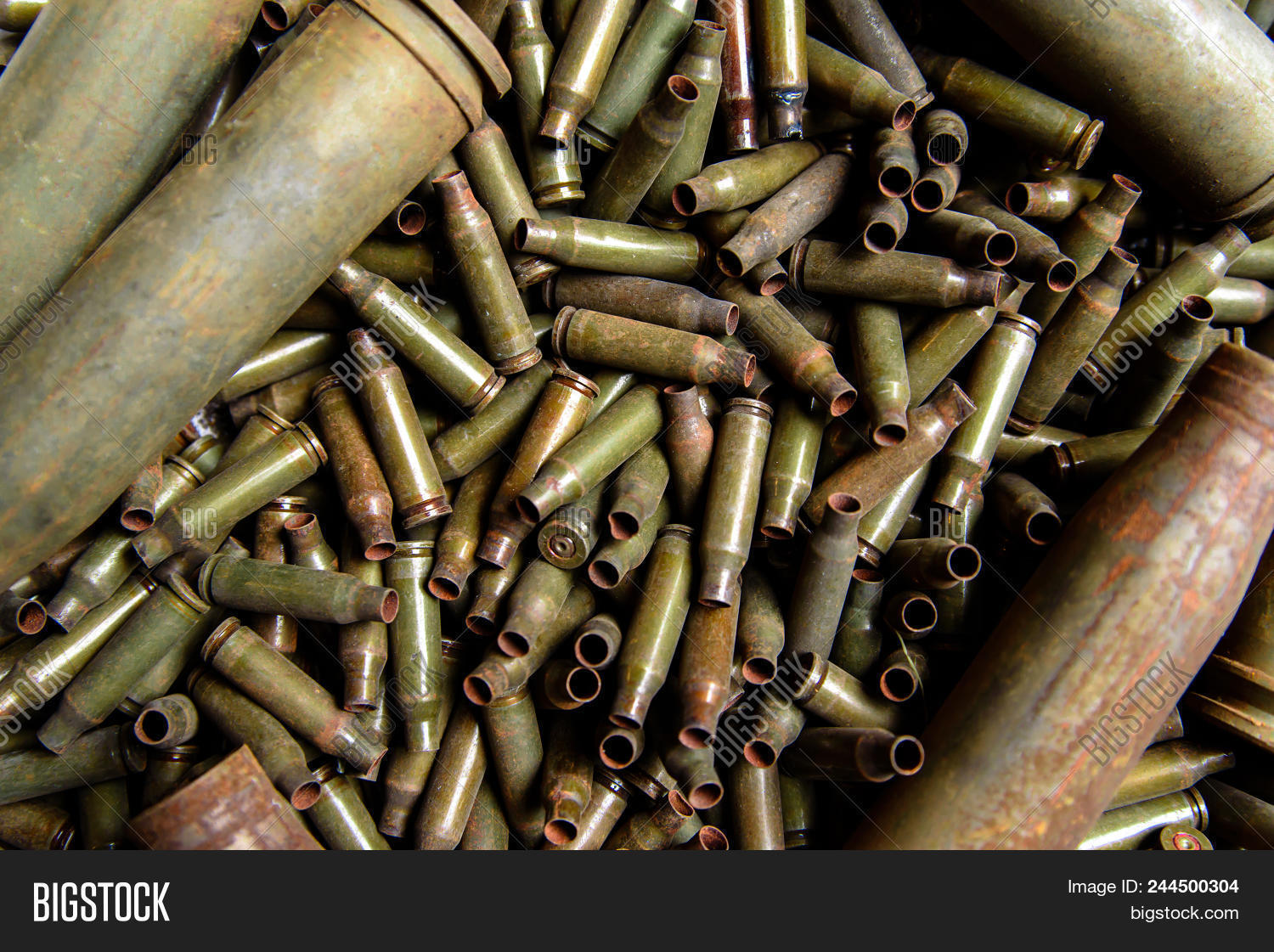 Sleeves Machine Gun Image & Photo (Free Trial) | Bigstock