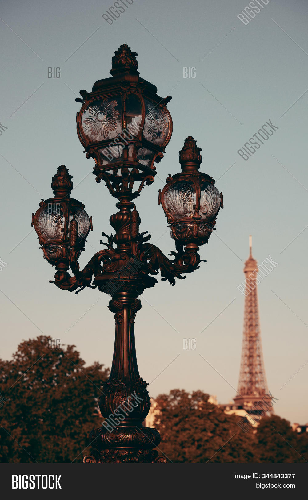 Vintage Lamp Post Image & Photo (Free Trial) | Bigstock
