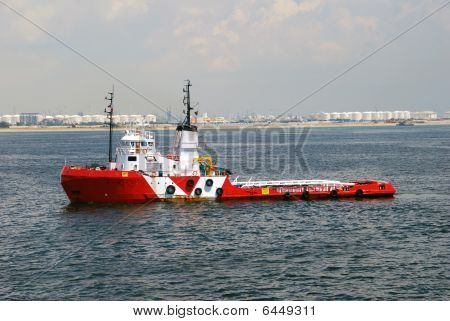 Tug Barge Singapore Image & Photo (Free Trial) | Bigstock