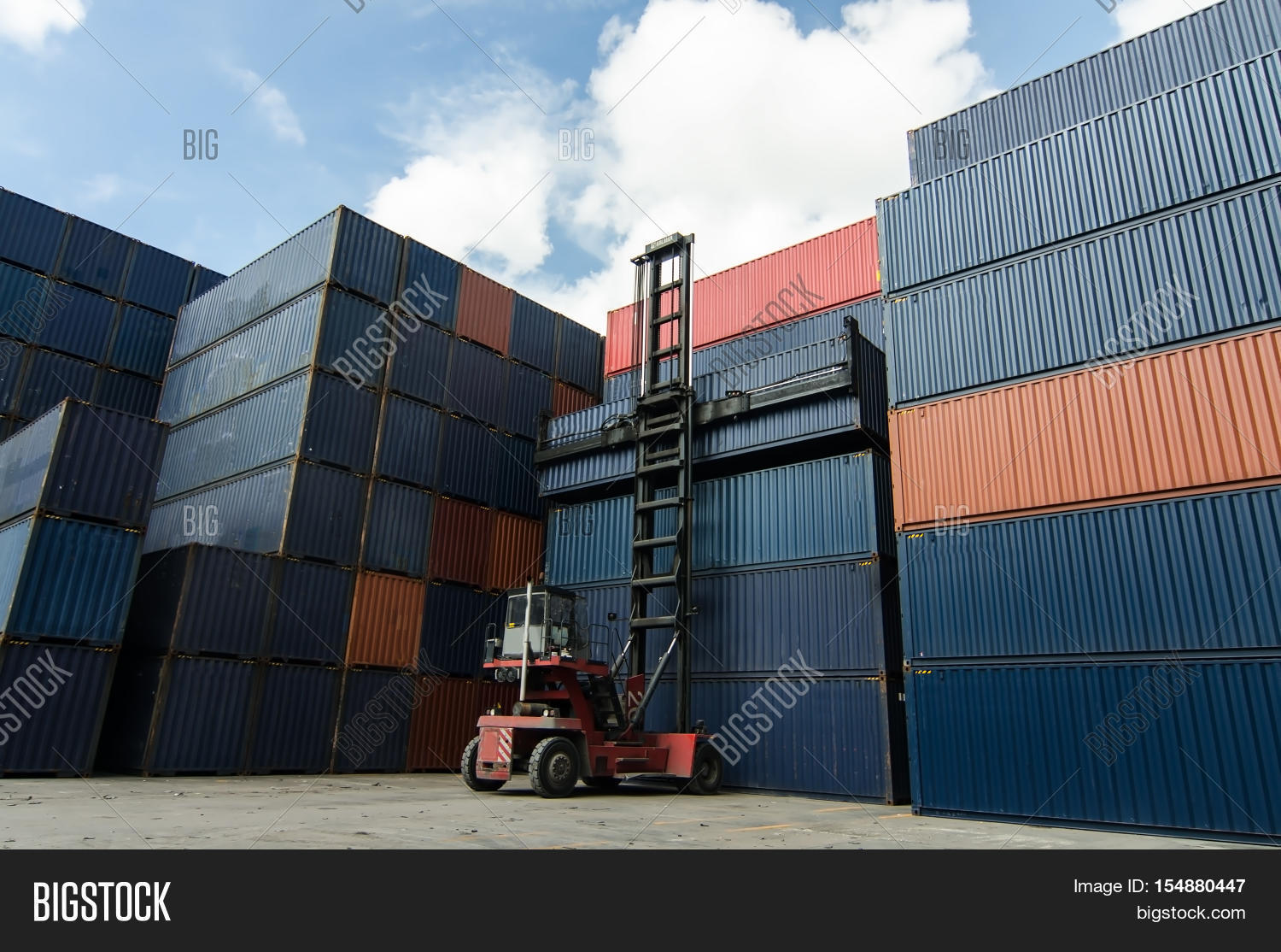Container Box Loading Image & Photo (Free Trial) | Bigstock