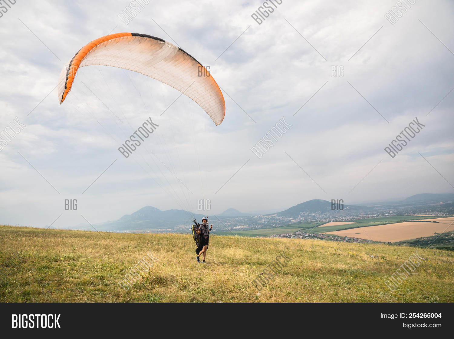 Paraglider Opens His Image & Photo (Free Trial) | Bigstock