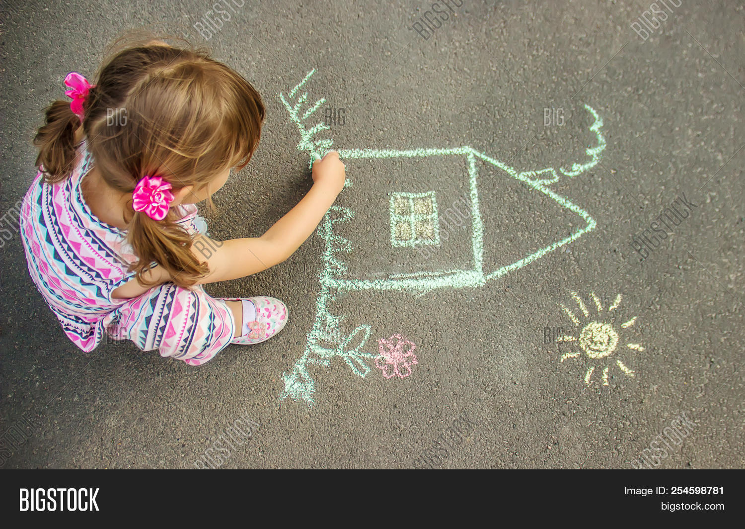 Child Draws House Image & Photo (Free Trial) | Bigstock