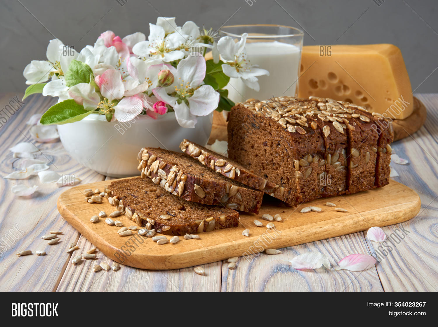Dark Multigrain Bread Image & Photo (Free Trial) | Bigstock