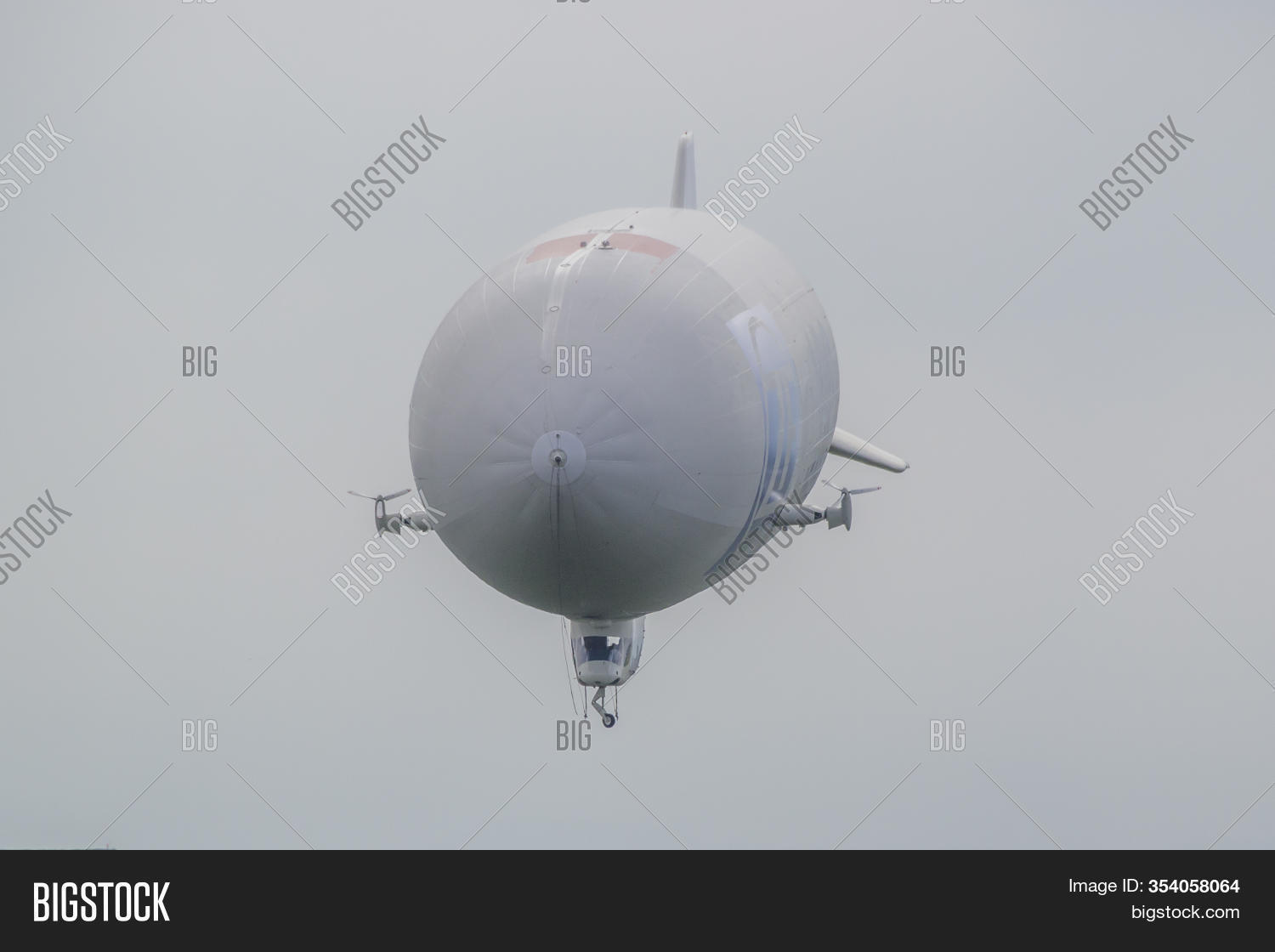 Zeppelin Type Rigid Image & Photo (Free Trial) | Bigstock