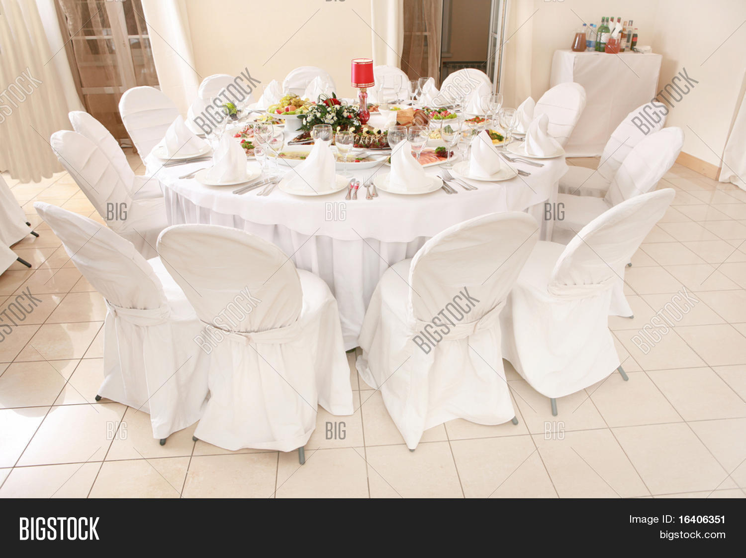 Table Set Event Party Image & Photo (Free Trial) | Bigstock