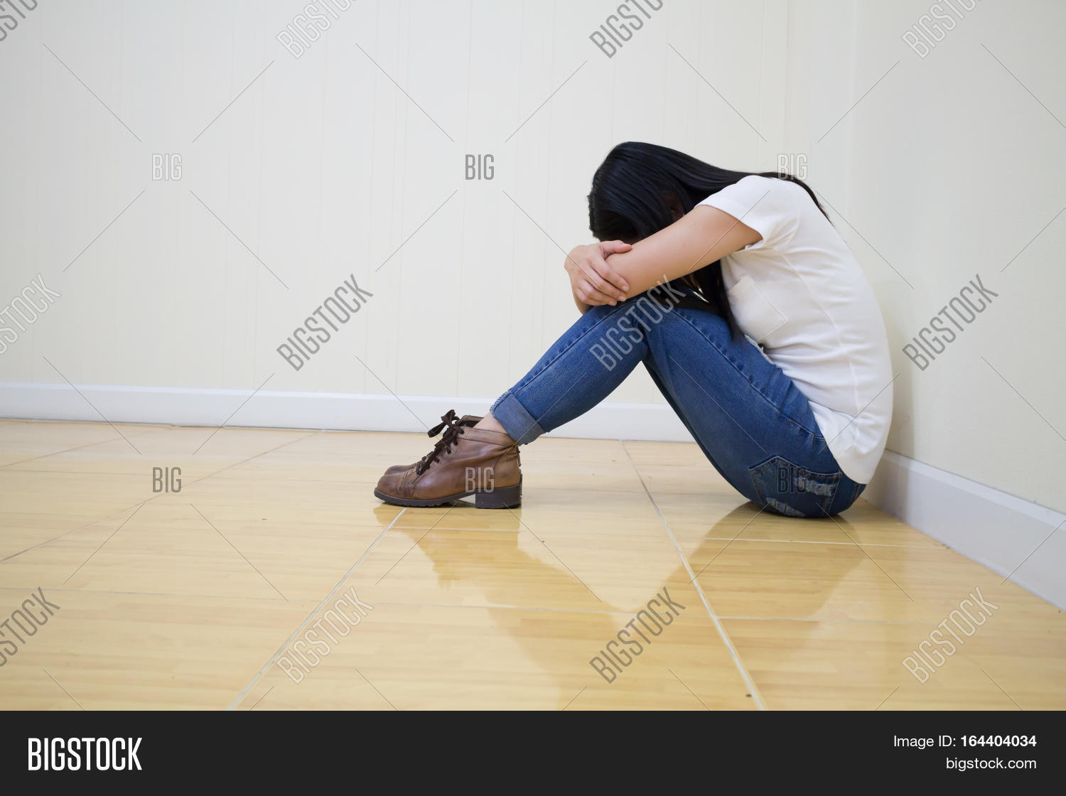Woman Sitting Strain , Image & Photo (Free Trial) | Bigstock