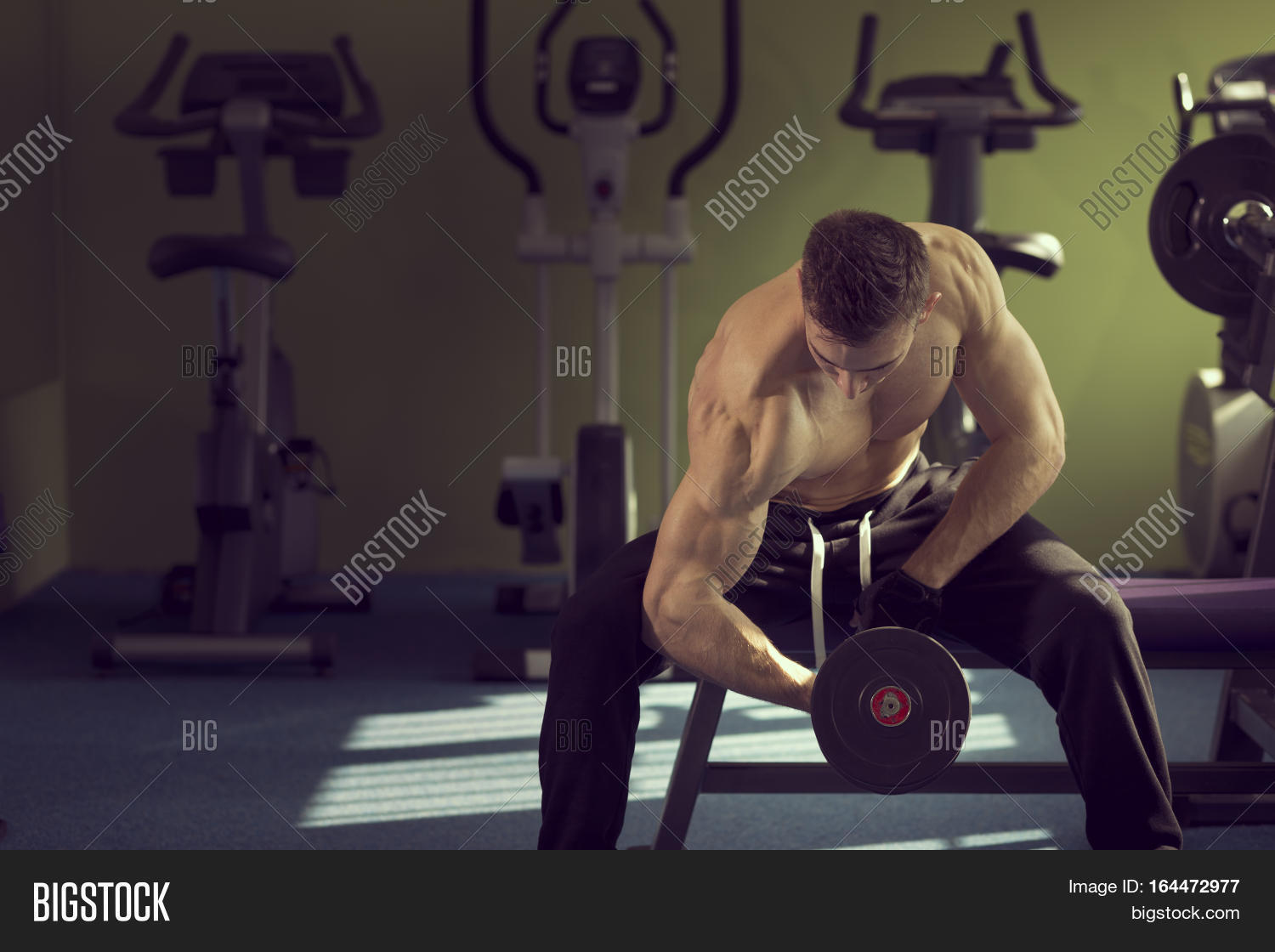 Young Muscular Built Image & Photo (Free Trial) | Bigstock