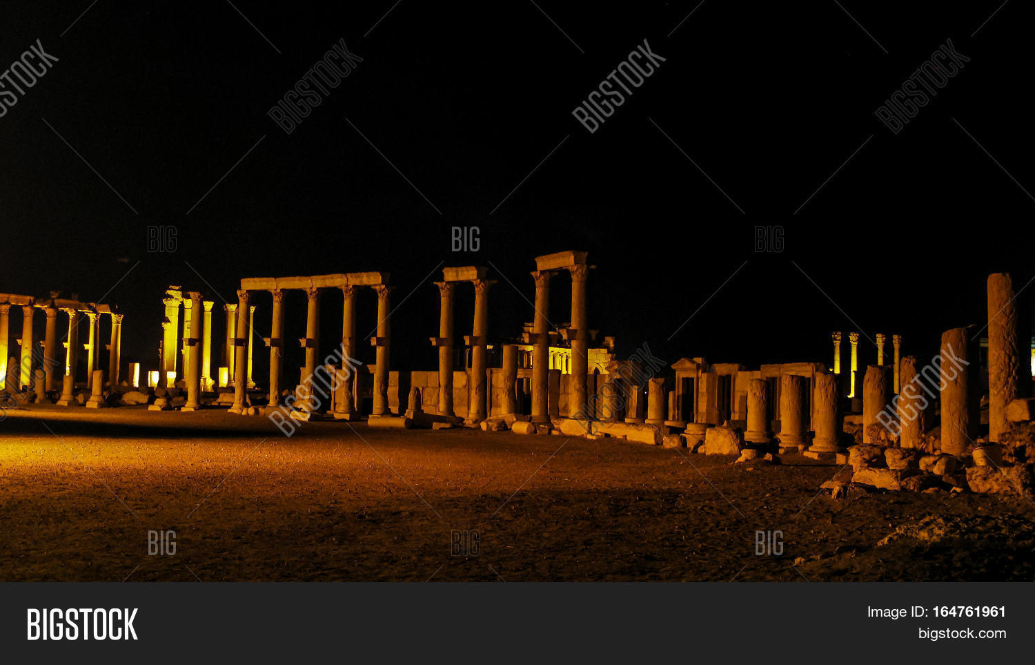 Night Panorama Palmyra Image & Photo (Free Trial) | Bigstock