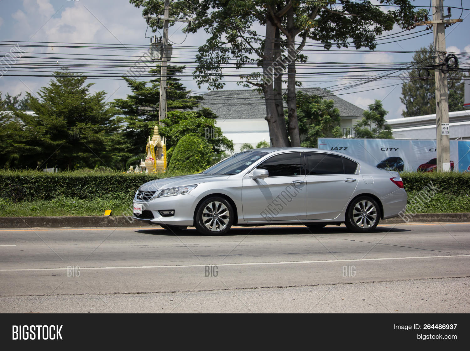 Private Car Honda Image & Photo (Free Trial) | Bigstock