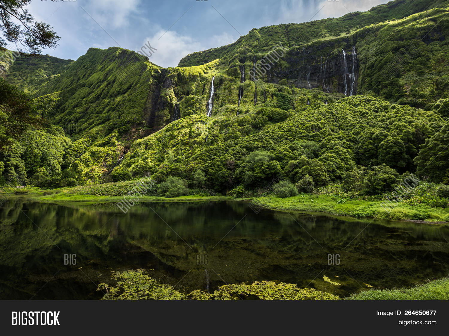Poco Da Ribeira Do Image & Photo (Free Trial) | Bigstock