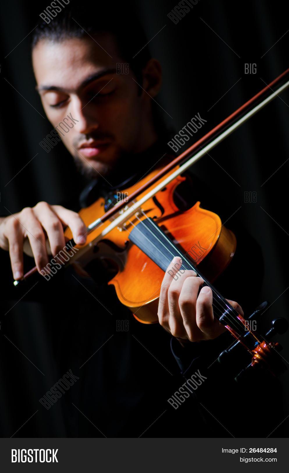 Violin Player Playing Image & Photo (Free Trial) | Bigstock