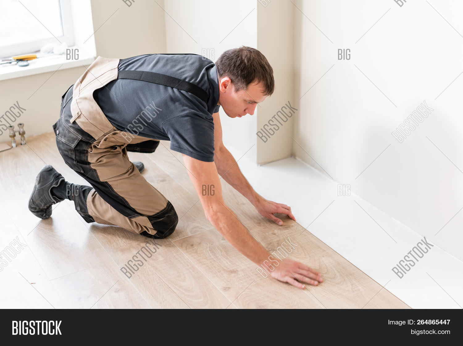 Male Worker Installing Image & Photo (Free Trial) | Bigstock
