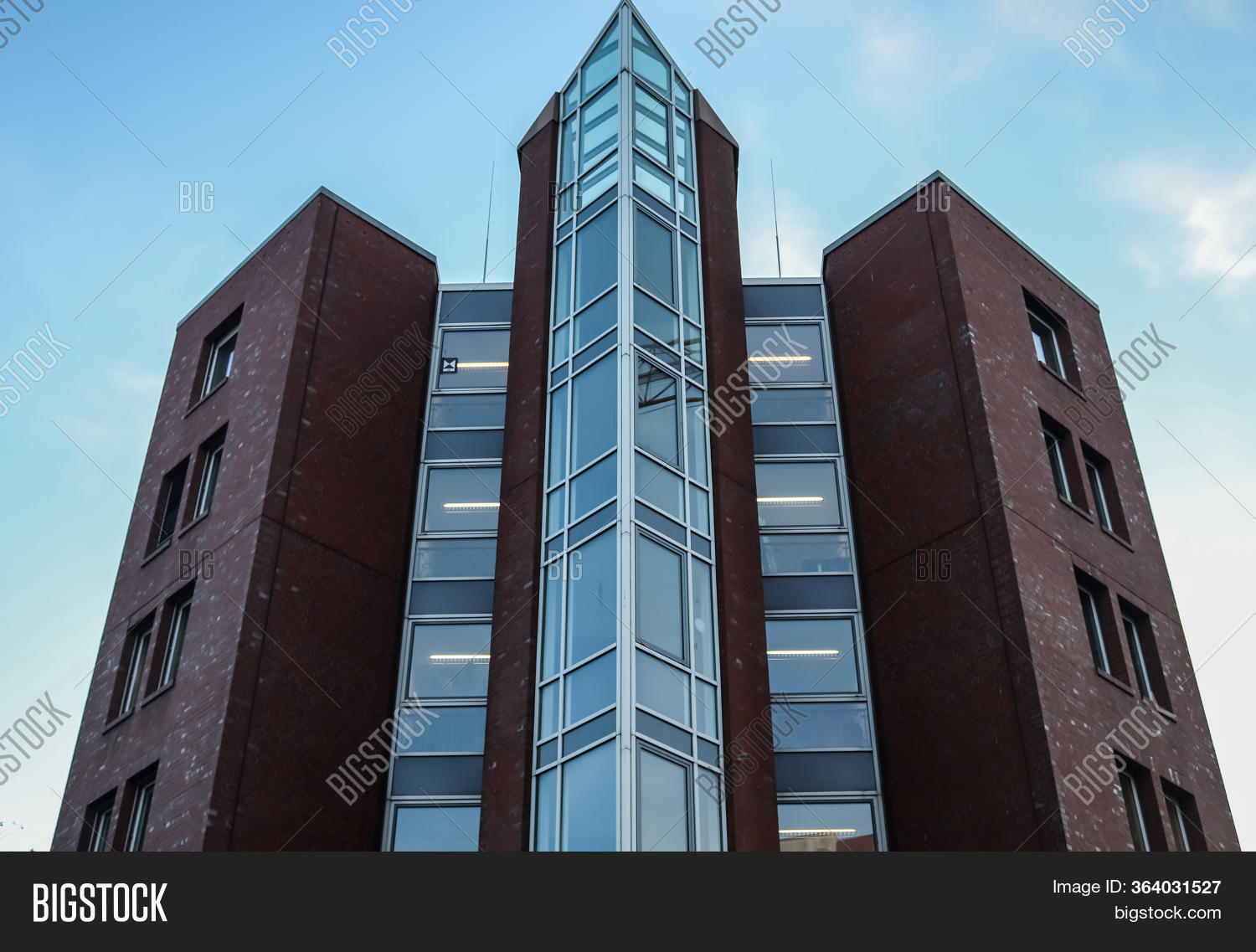 Close Perspective View Image & Photo (Free Trial) | Bigstock
