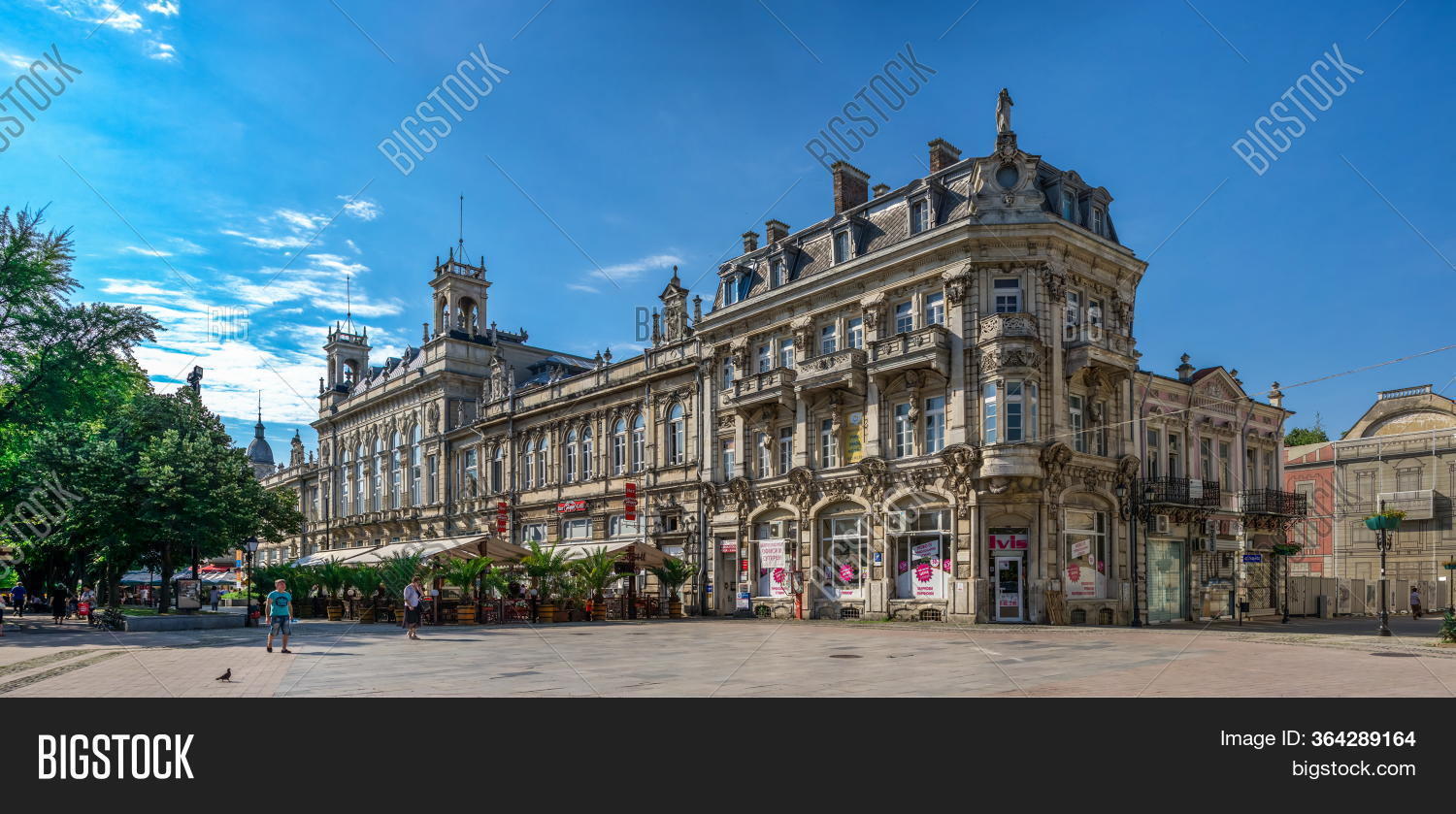 Famous Old House Image & Photo (Free Trial) | Bigstock