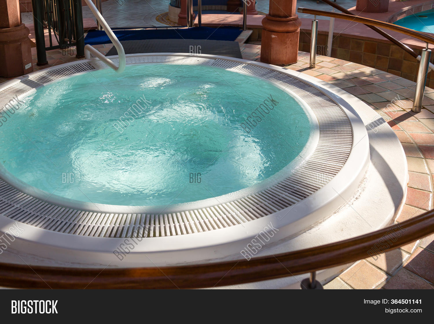 Modern Hot Tub Luxury Image & Photo (Free Trial) | Bigstock