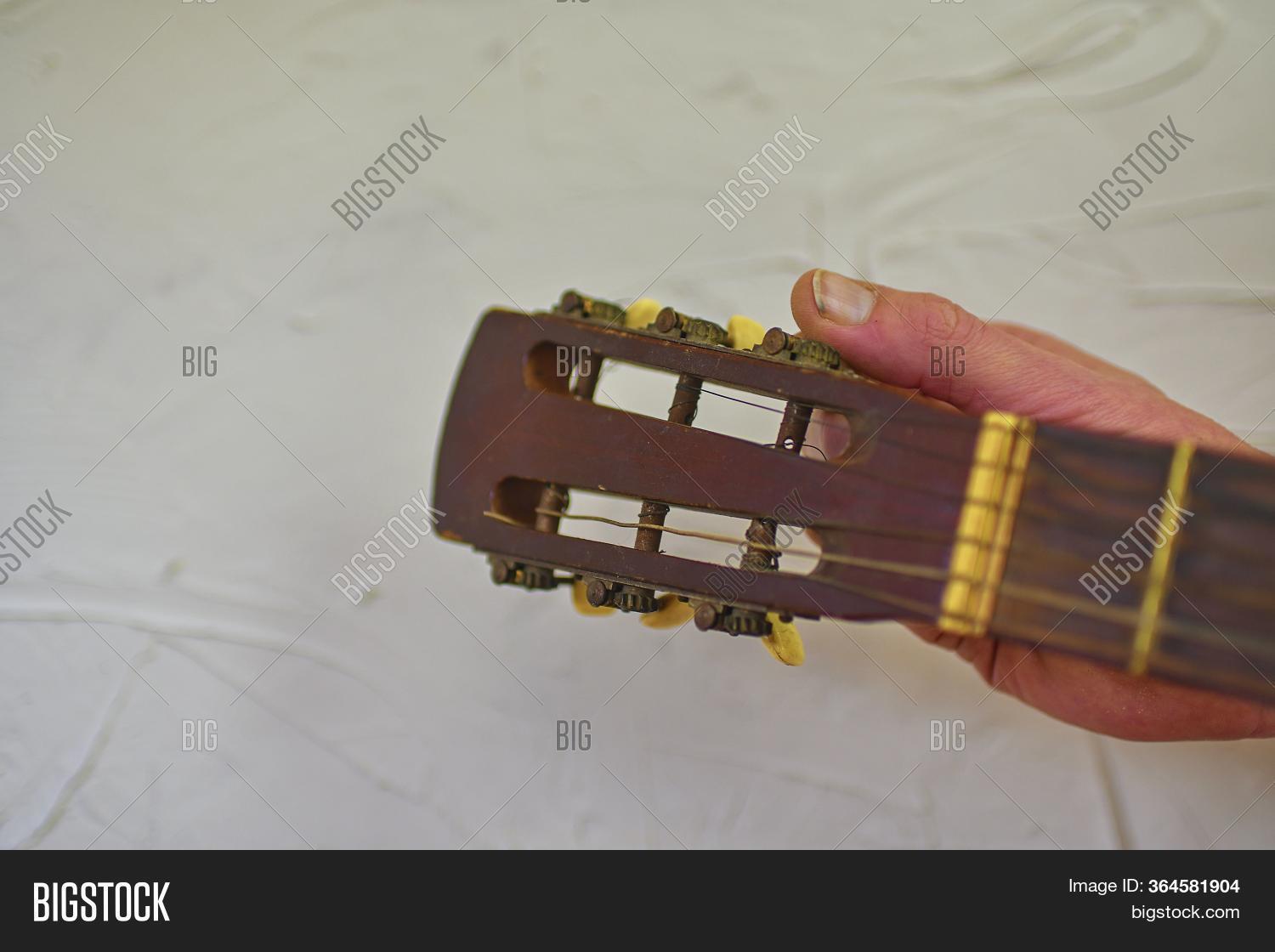 Fingers Turning Tuning Image & Photo (Free Trial) | Bigstock