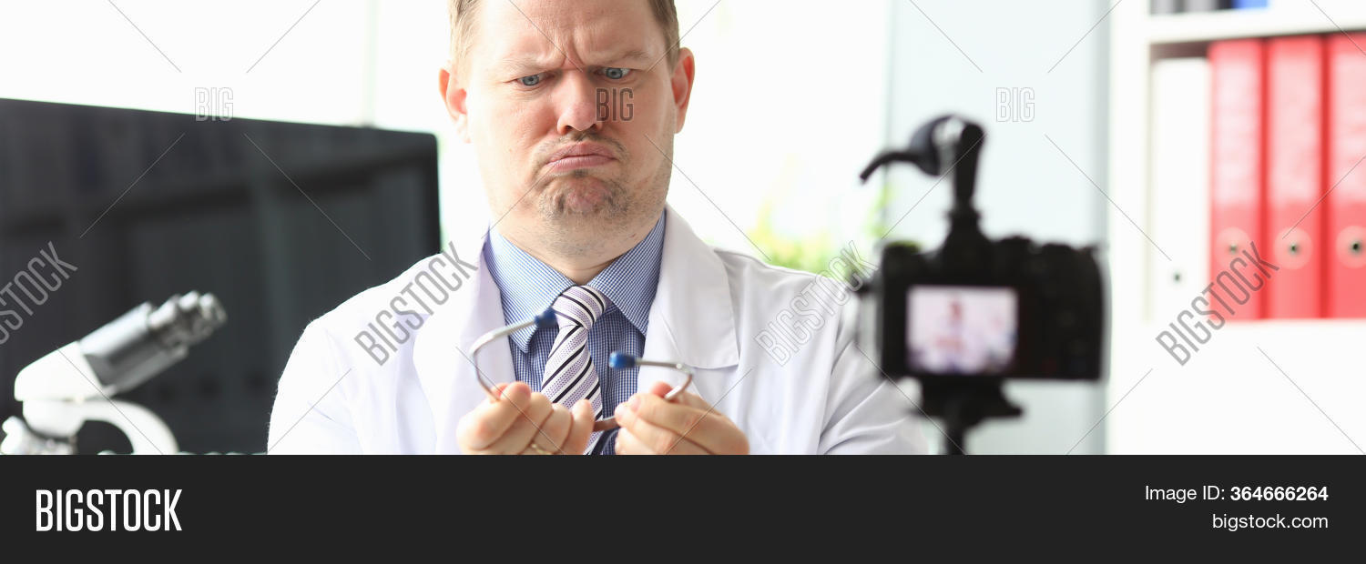 Doctor Front Camera Image & Photo (Free Trial) | Bigstock