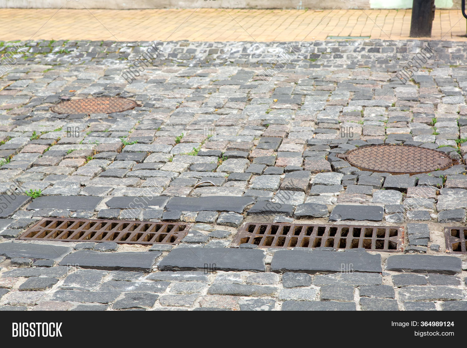 Hardscape Sett Road Image & Photo (Free Trial) | Bigstock