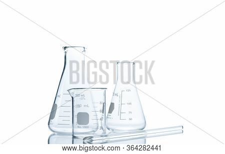 Realistic Glass Image & Photo (Free Trial) | Bigstock