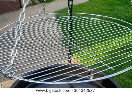 Empty Clean New Grill Image & Photo (Free Trial) | Bigstock
