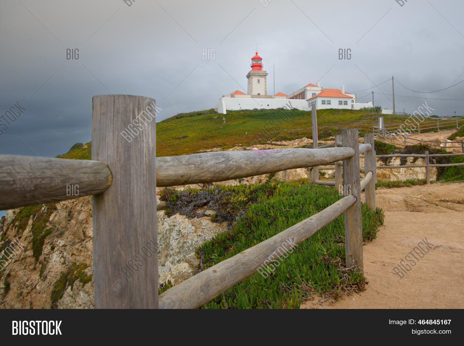 Seen On Site 图片和照片（免费试用） | Bigstock