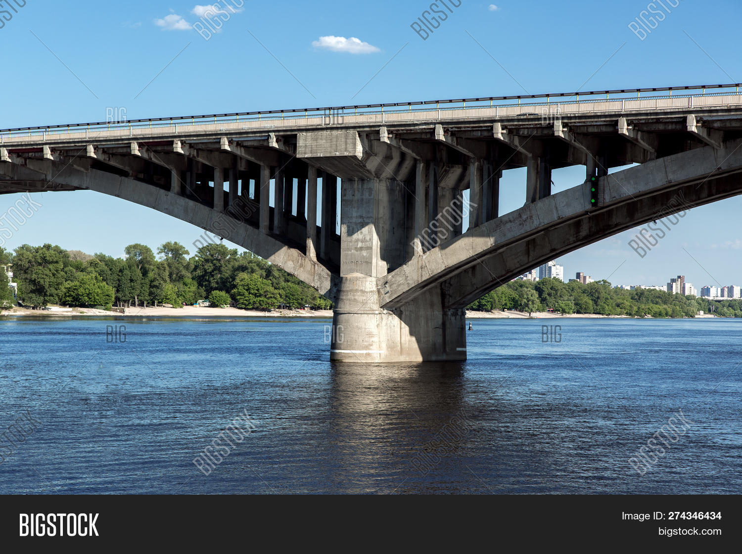 Concrete Bridge Pillar Image & Photo (Free Trial) | Bigstock