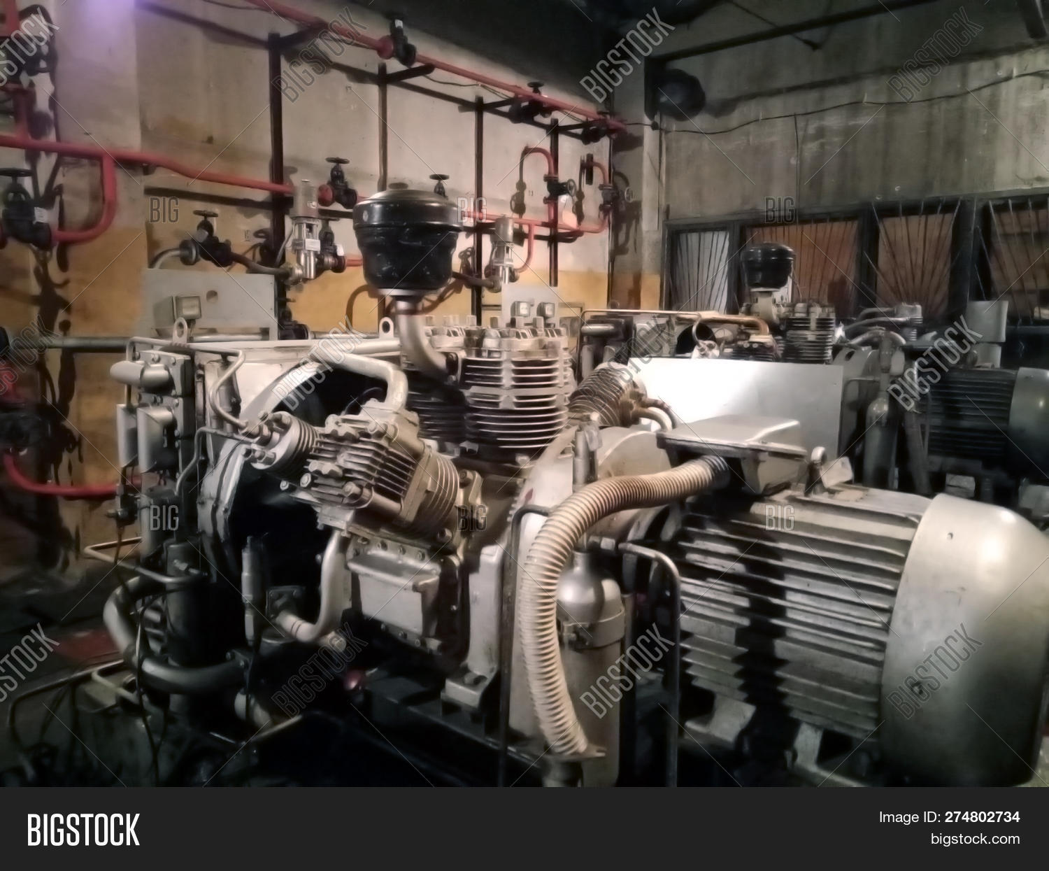 Industrial Piston Image & Photo (Free Trial) | Bigstock