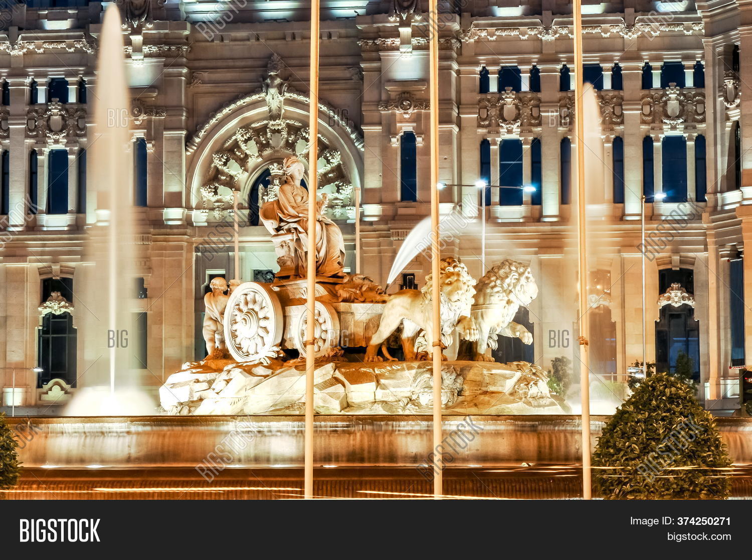 Cybele Palace Fountain Image & Photo (Free Trial) | Bigstock